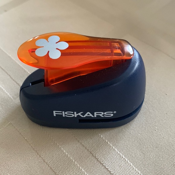Fiskars | Office | Fiskars Small Flower Lever Punch | Poshmark